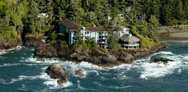 Explore the Top 12 Luxury Hotels in Canada